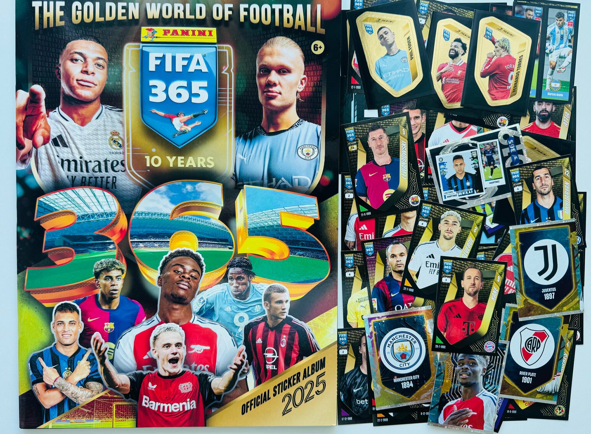 Panini FIFA 365 2025 пустой альбом + 50 стикеров