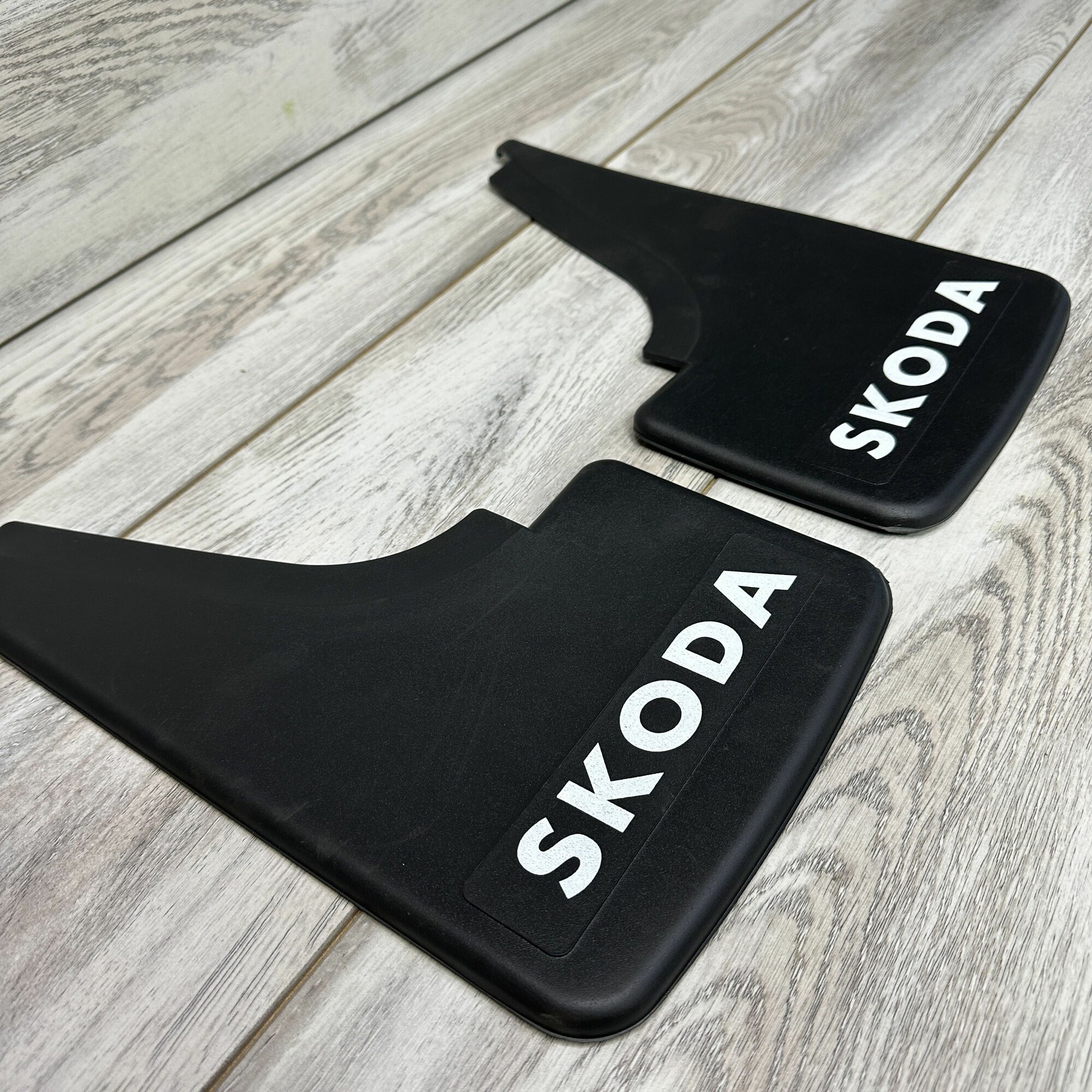 Брызговики Skoda универсальные (Шкода)