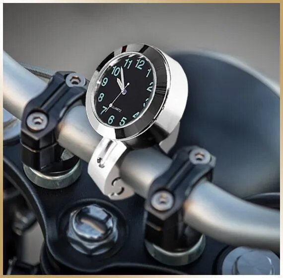 Мотоциклетные часы на руль мотоцикла водонепроницаемые на ножке, серебристый корпус-черный циферблат