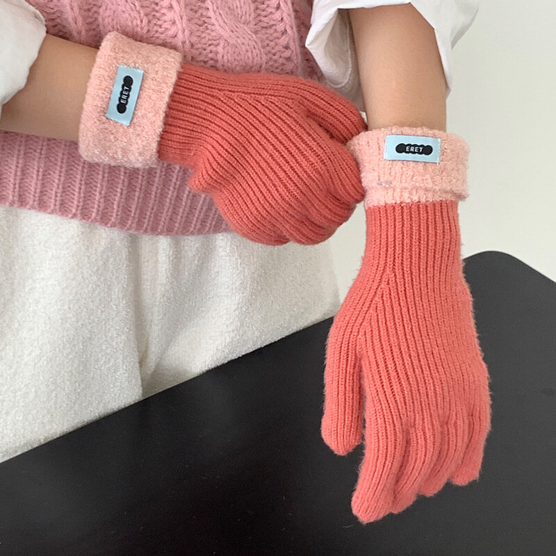 Перчатки для мужчин и женщин