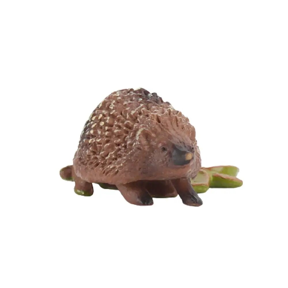Фигурки ежей из пластика