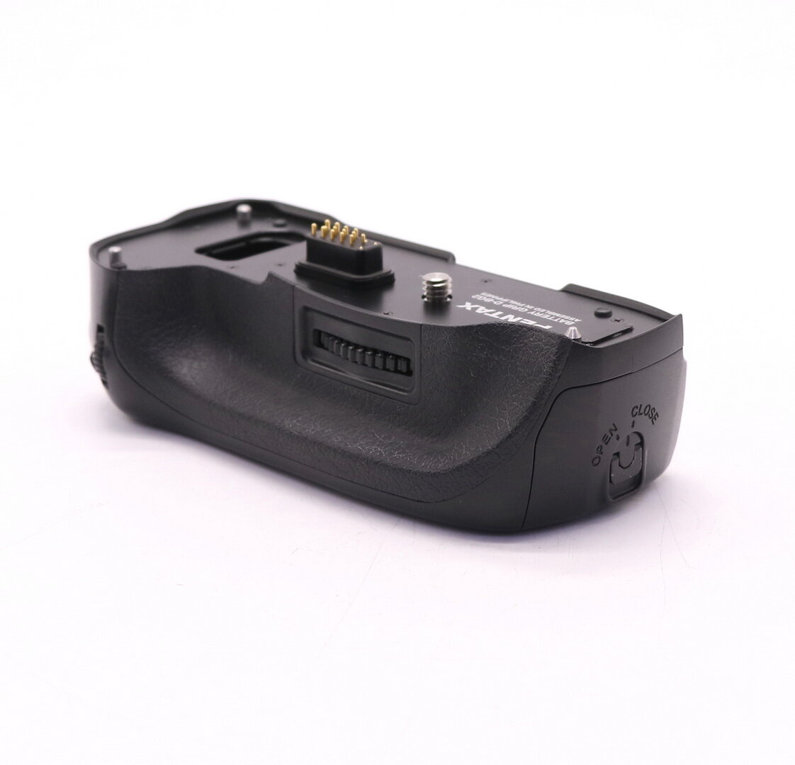 Батарейная ручка Pentax D-BG2 (Philippines, 2015)