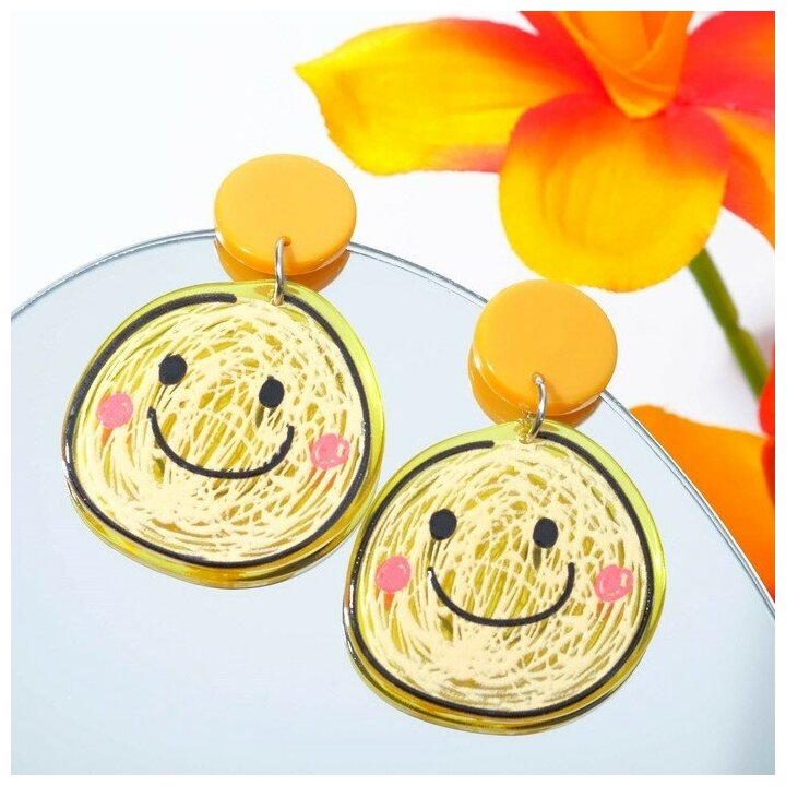 Серьги, пластик