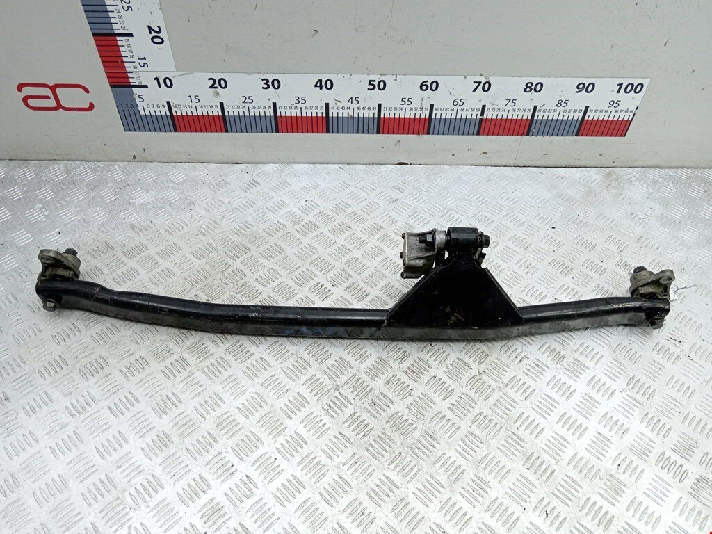 Распорная планка (распорка) Volvo XC90 1 30671351 арт. 1907680