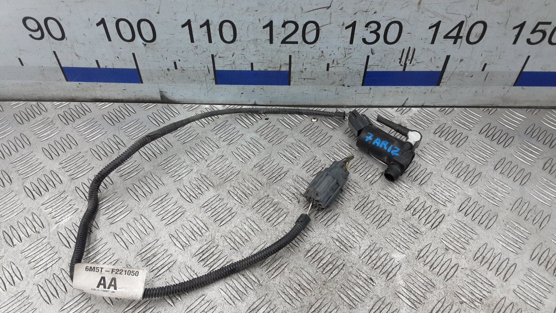 Моторчик омывателя фар FORD FOCUS 2