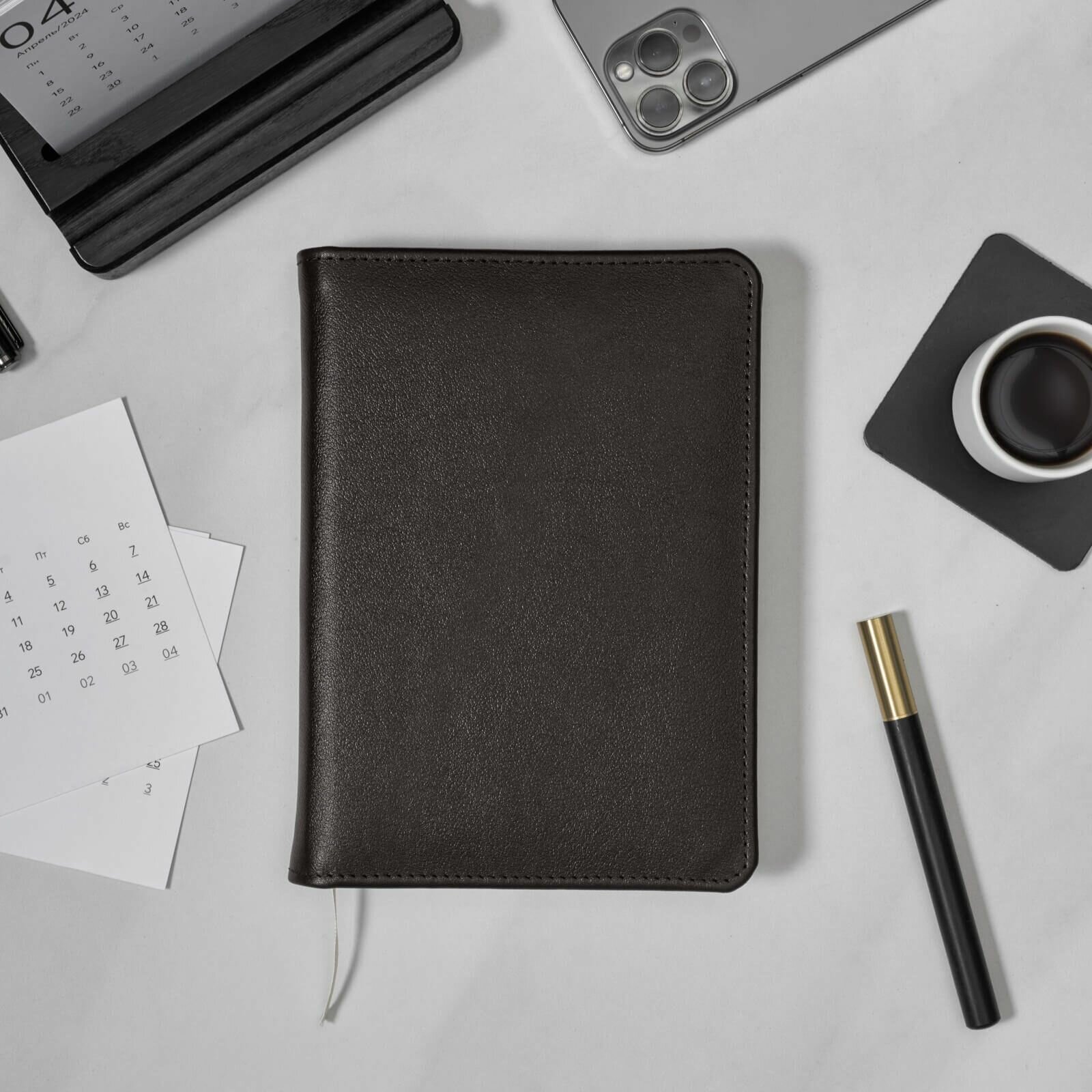 Кожаный ежедневник Monomount твердый переплет, ляссе, А5, недатирвоанный, коричневый