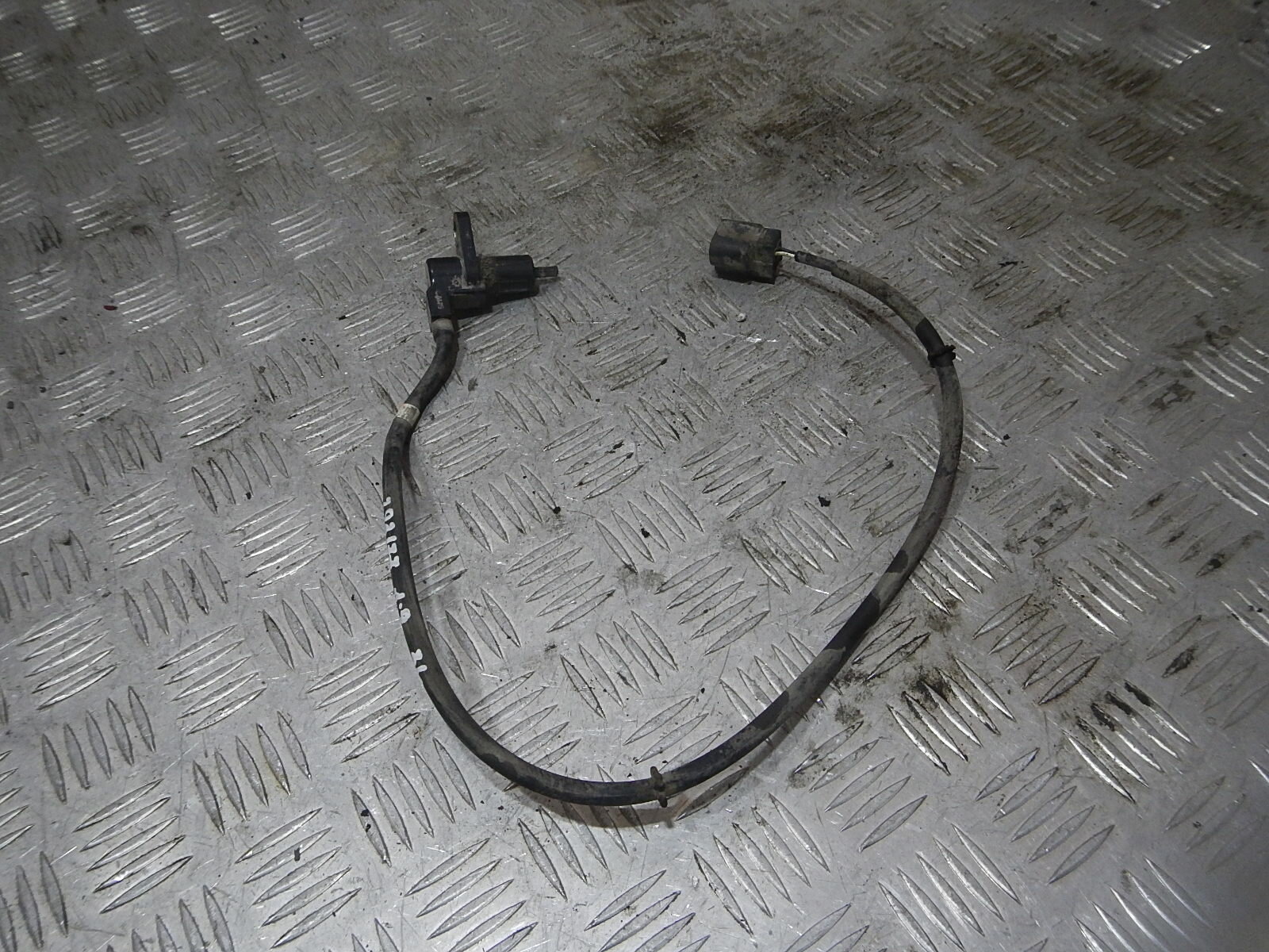 Б/У Датчик ABS задний, Mitsubishi (Митсубиси)-LANCER 9 (CS) (03-06) MITSUBISHI LANCER 9 (CS) (03-06) Правый, 2WD Без повр...