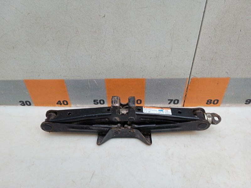 Б/У Ситроен Ксара Пикассо Домкрат Citroen Xsara Picasso 2000 N68 328505 Peugeot-Citroen арт. 672594, 9649243380