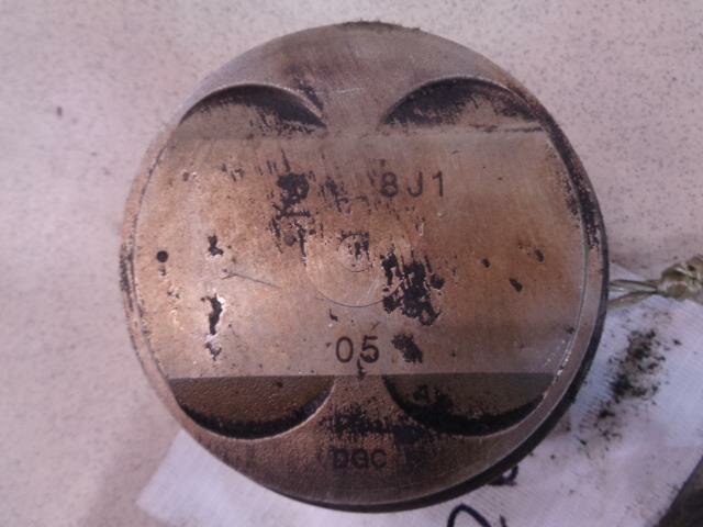 Поршень от Infiniti M Y50 2004-2010