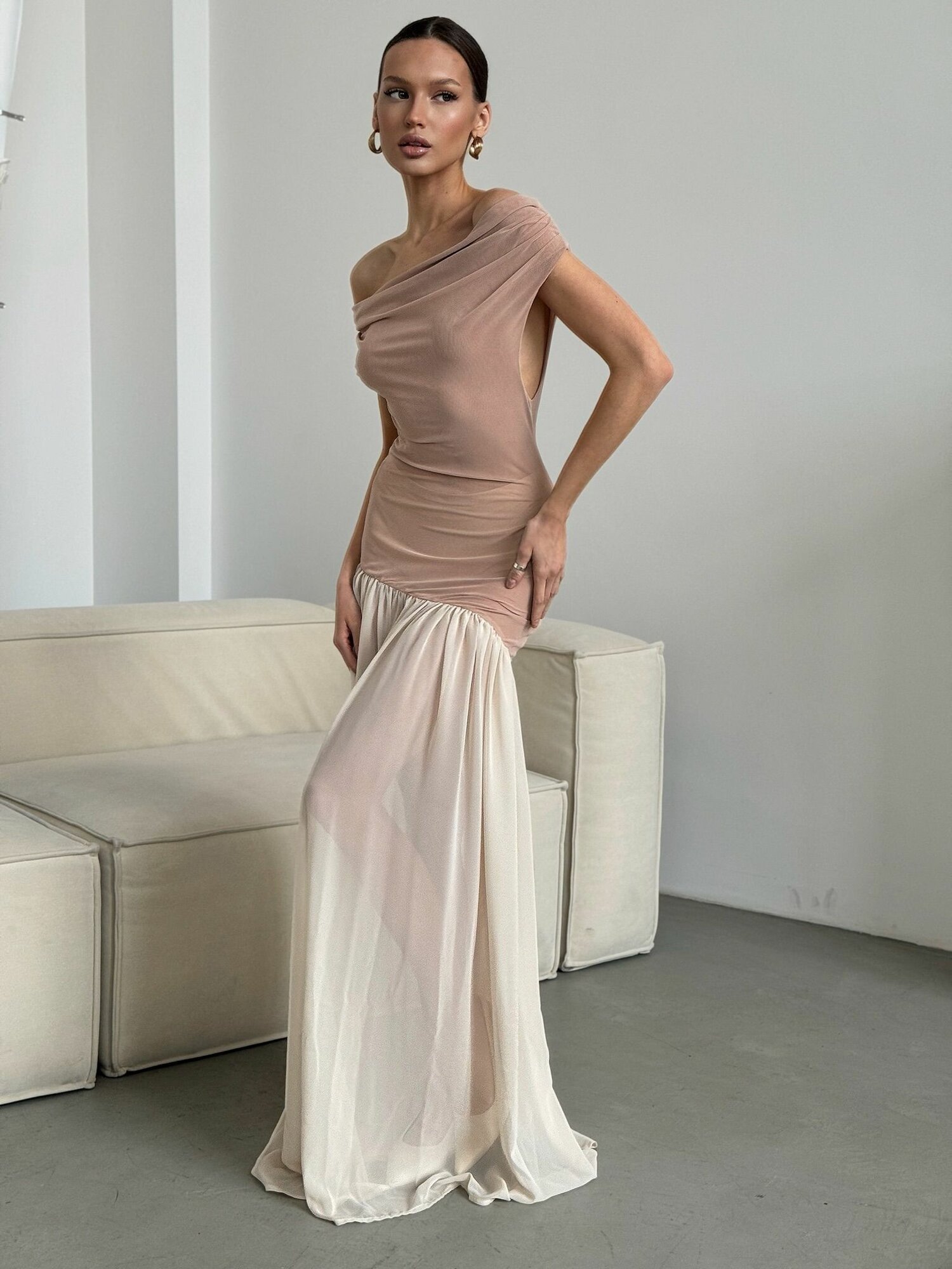 Платье Весна-лето 2025