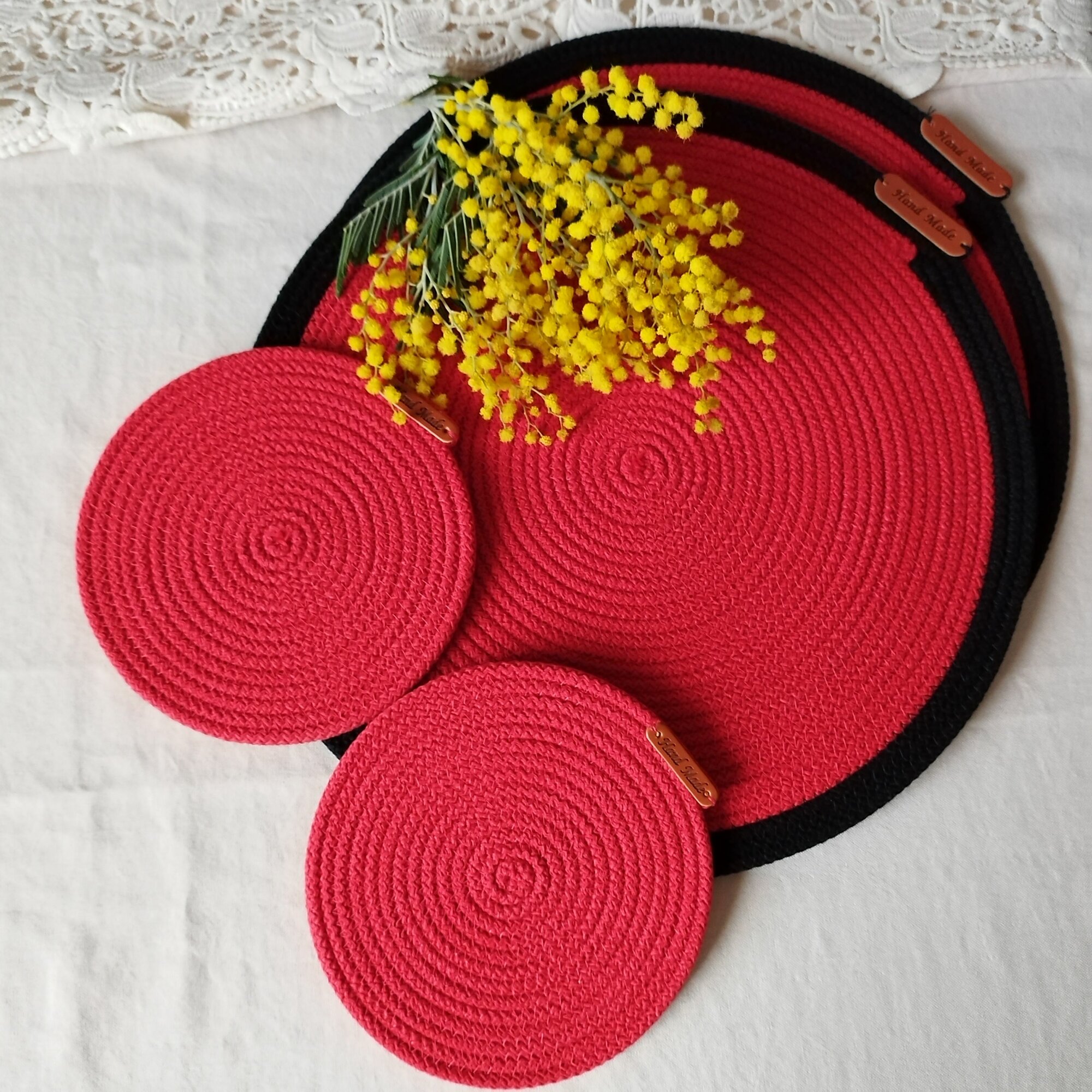 Подставки под горячее, набор салфеток сервировочный из хлопкового шнура с сердечником, плейсматы 30х30 см - 2 шт, 14х14 см - 2 шт