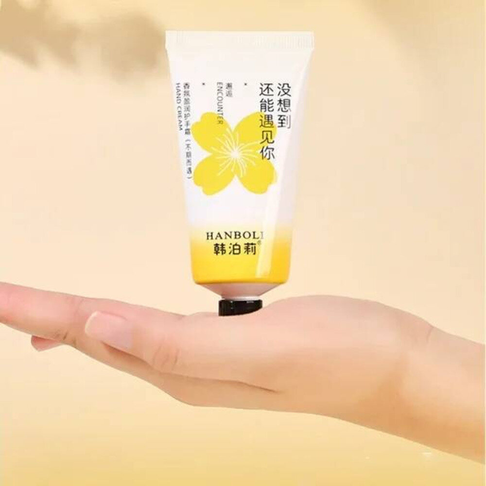 Repairing Moisturizing Hand Cream Set of 4pcs Flowers Fragrance Hand Lotion Exfoliator Scrub Cream Anti-wrinkle Hands Care Gifts