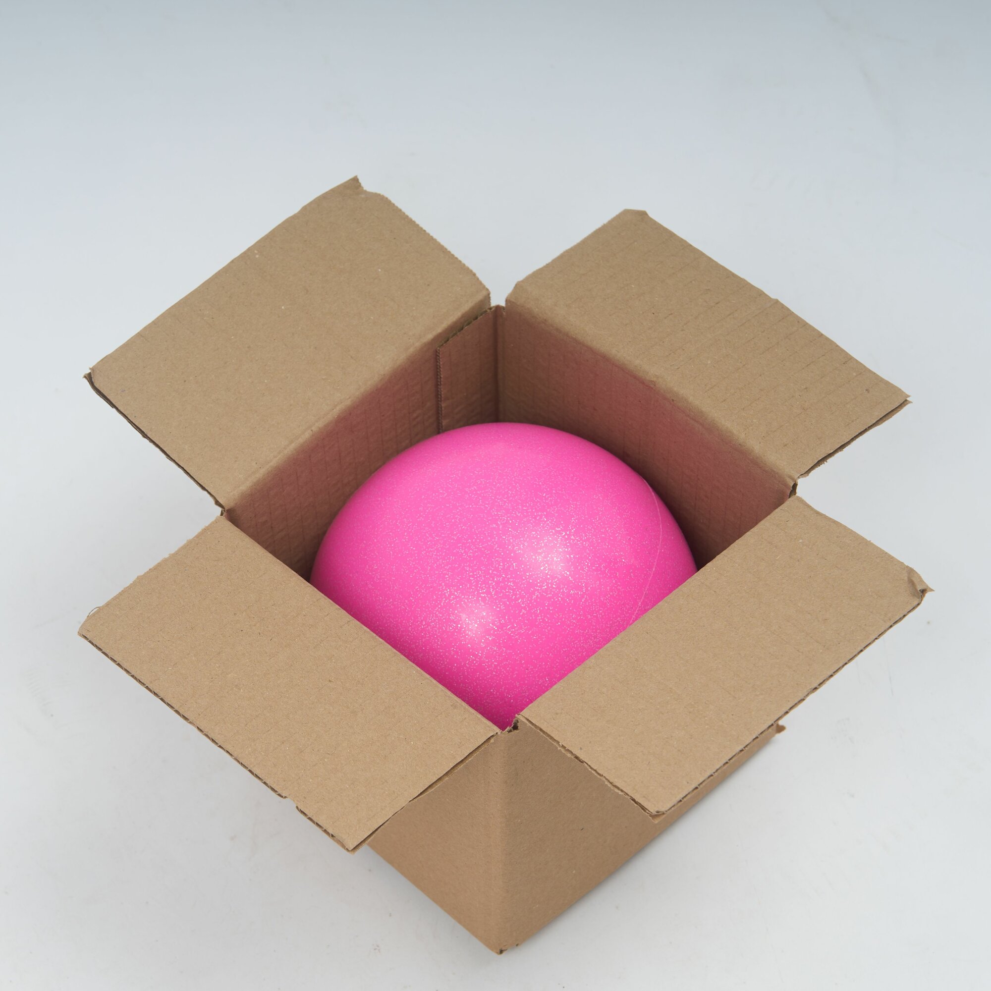 Мяч для художественной гимнастики Lugger 15 см, PINK с блестками накачанный.