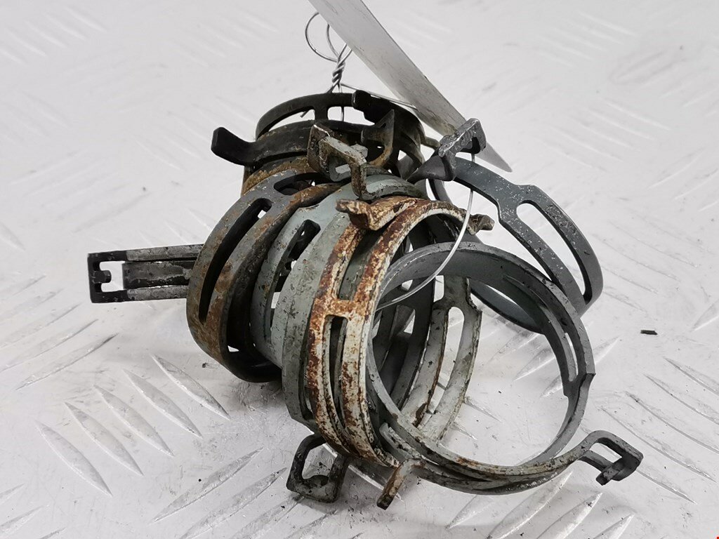 Хомут металлический Volkswagen Sharan 1 11617798304 арт. 1654957