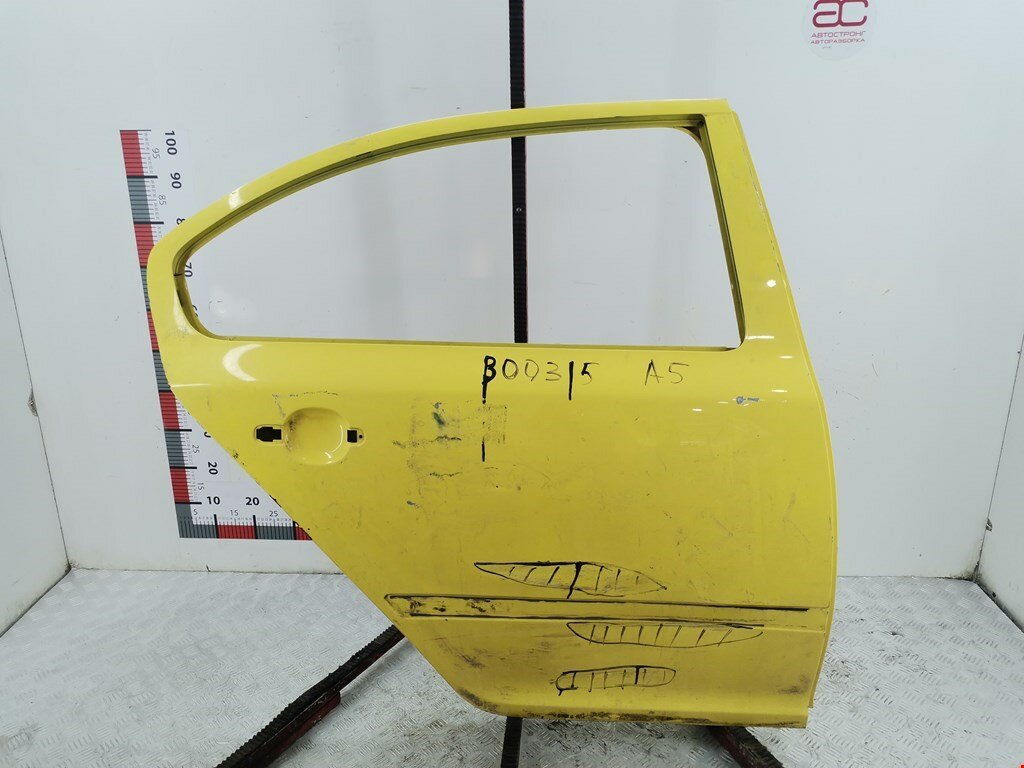 Дверь задняя правая Skoda Octavia 1Z 1Z5833056 арт. 1806381