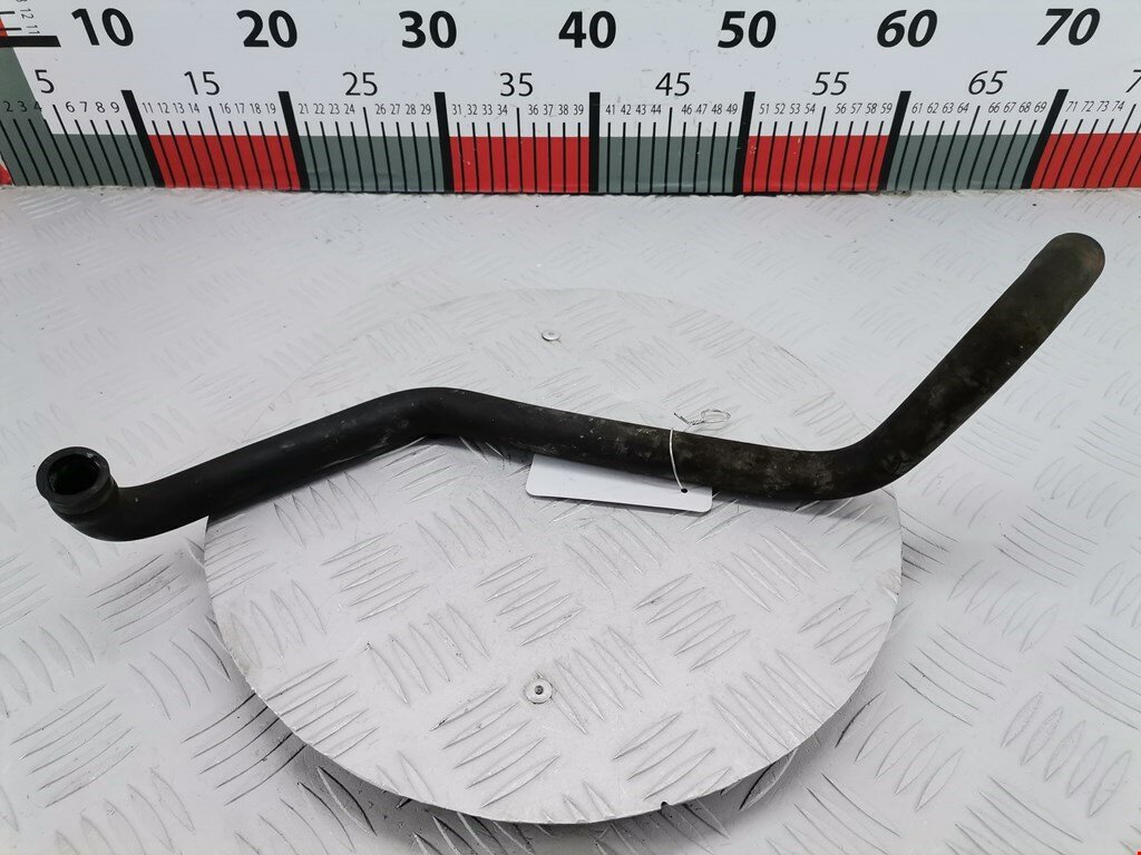 Патрубок охлаждения Ford Escort 5 928F6K608LB арт. 1729211