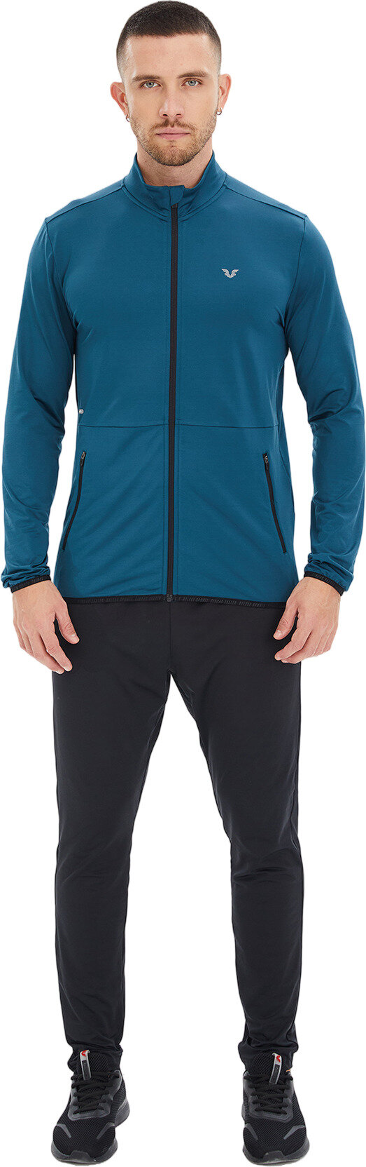 Костюм спортивный