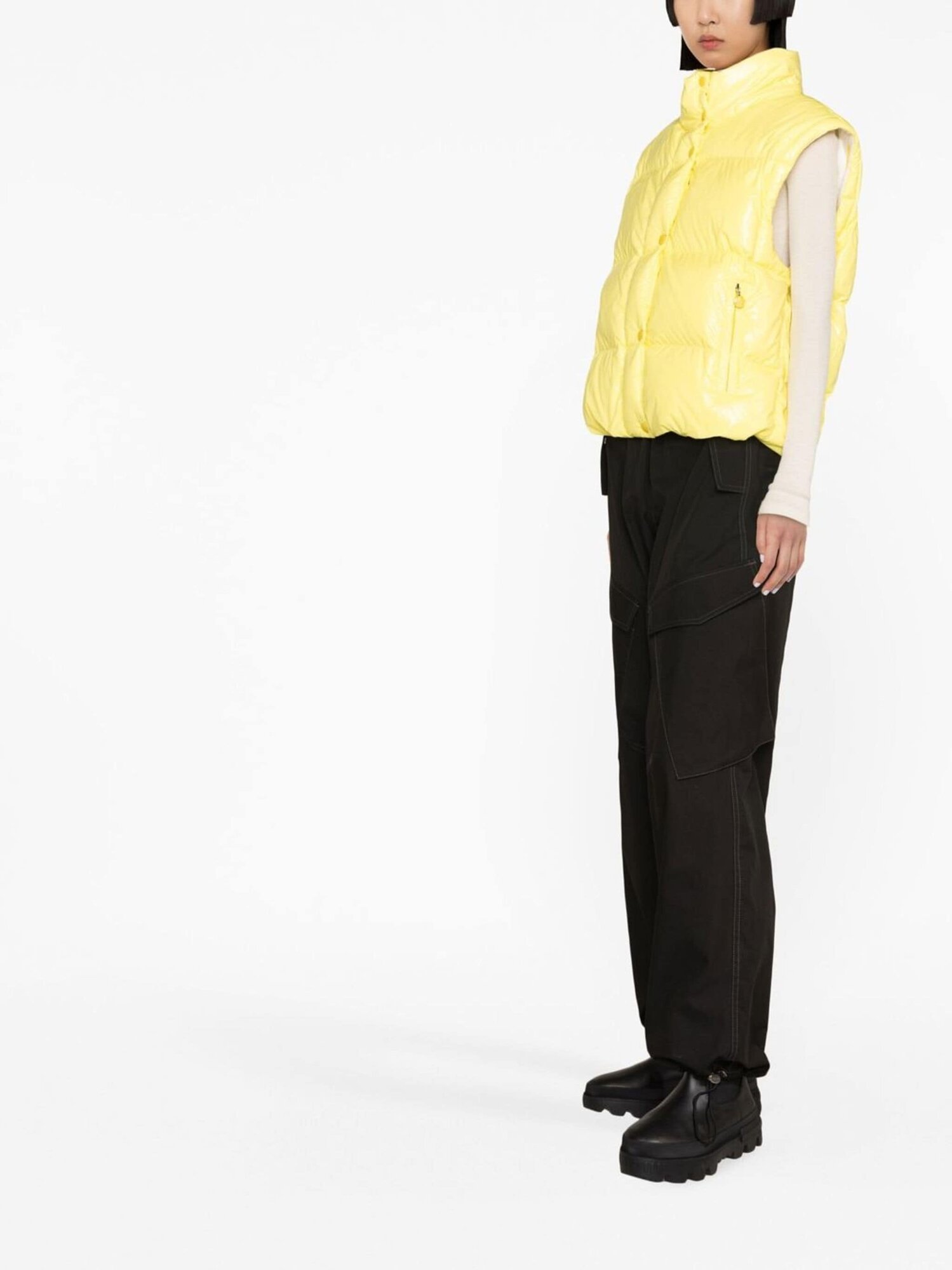 Куртка Moncler, размер 48, ochre yellow — фото 1