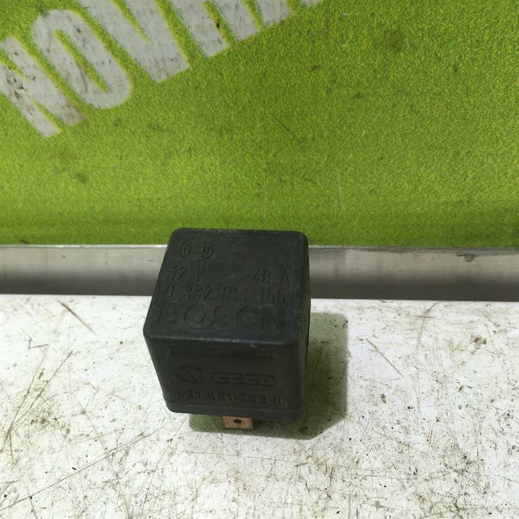 Реле VW Passat B3 1988-1993