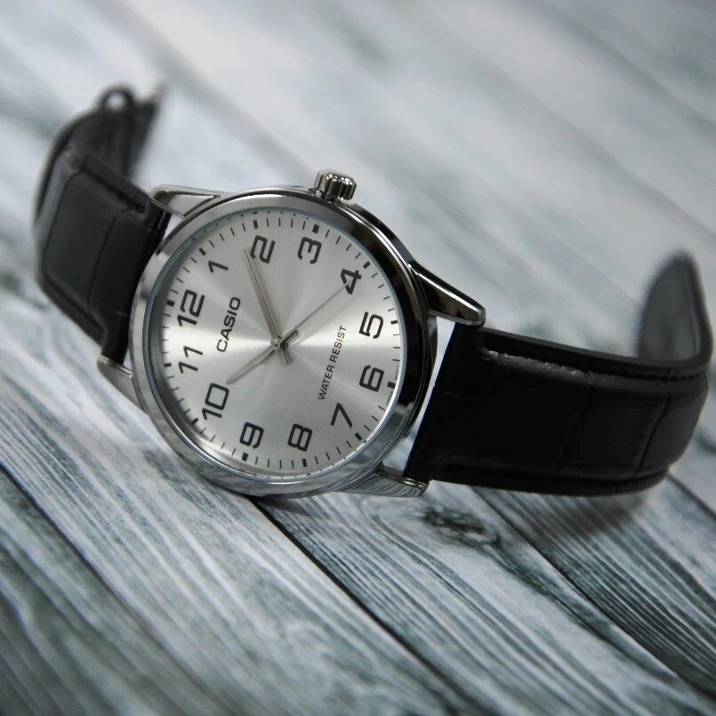 Наручные часы CASIO Collection, серебряный — фото 1