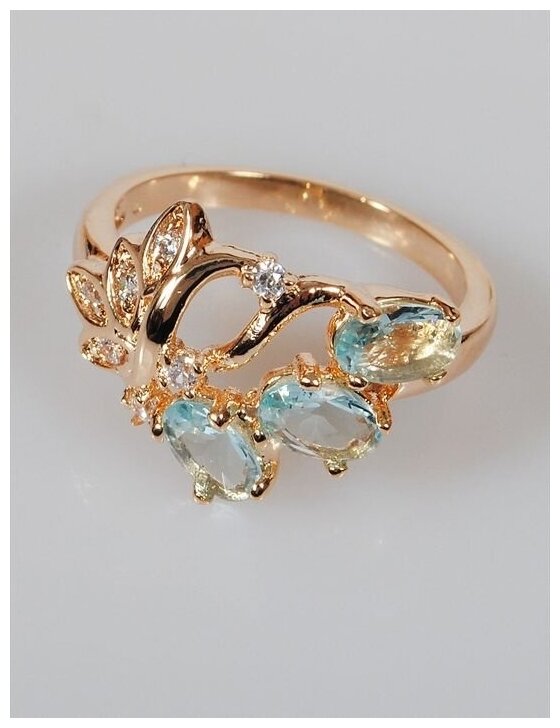 Кольцо, фианит