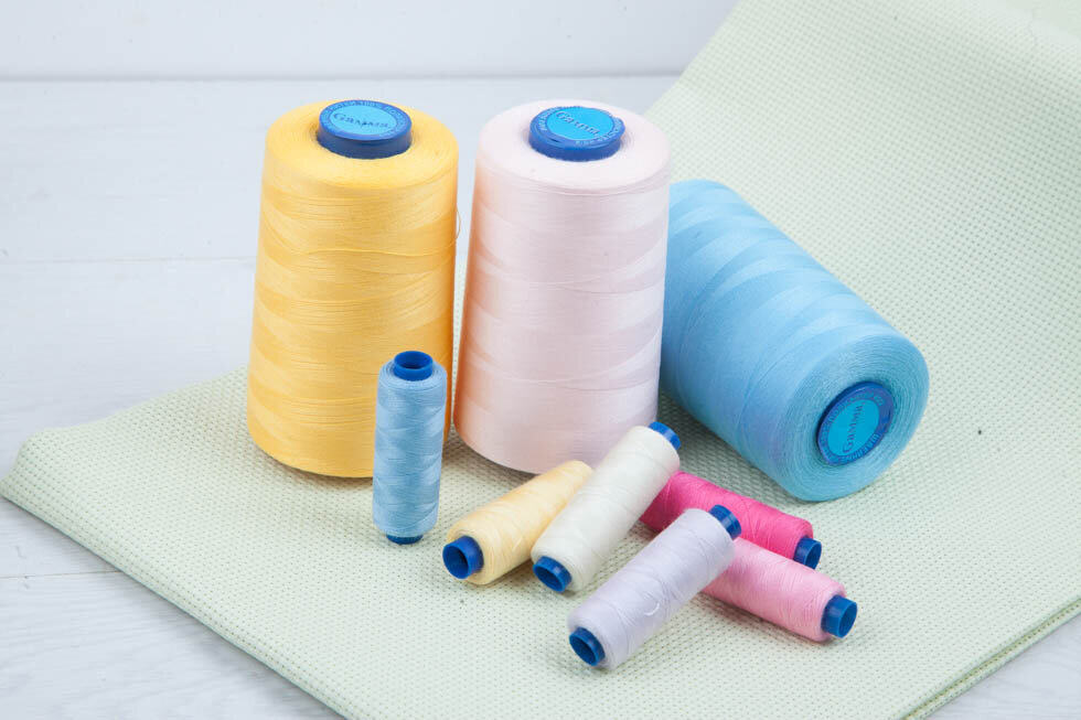 Gamma швейные нитки полиэстер 40/2-SL62, длина 200 ярдов (183 м), 5 шт, набор для шитья цвет _ЧЕРНЫЙ