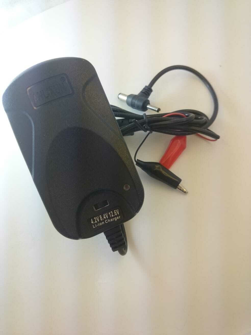 Зарядное устройство ALX-02 авто/Li-Ion, 4,2V -12,6V с переключателем