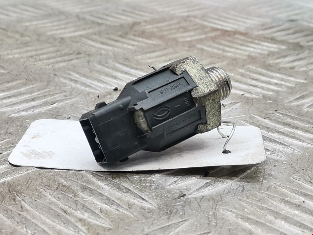 Датчик детонации Renault Laguna 2 8200680689 арт. 2094174