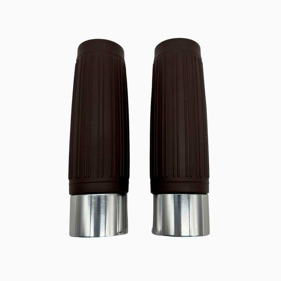 Ручки руля на мотоцикл ИЖ, Минск, Восход, Ява, резиновые, коричневые с хромированным кольцом (D22мм) (HT-218) "HARLEY DAVIDSON VINTAGE STYLE"