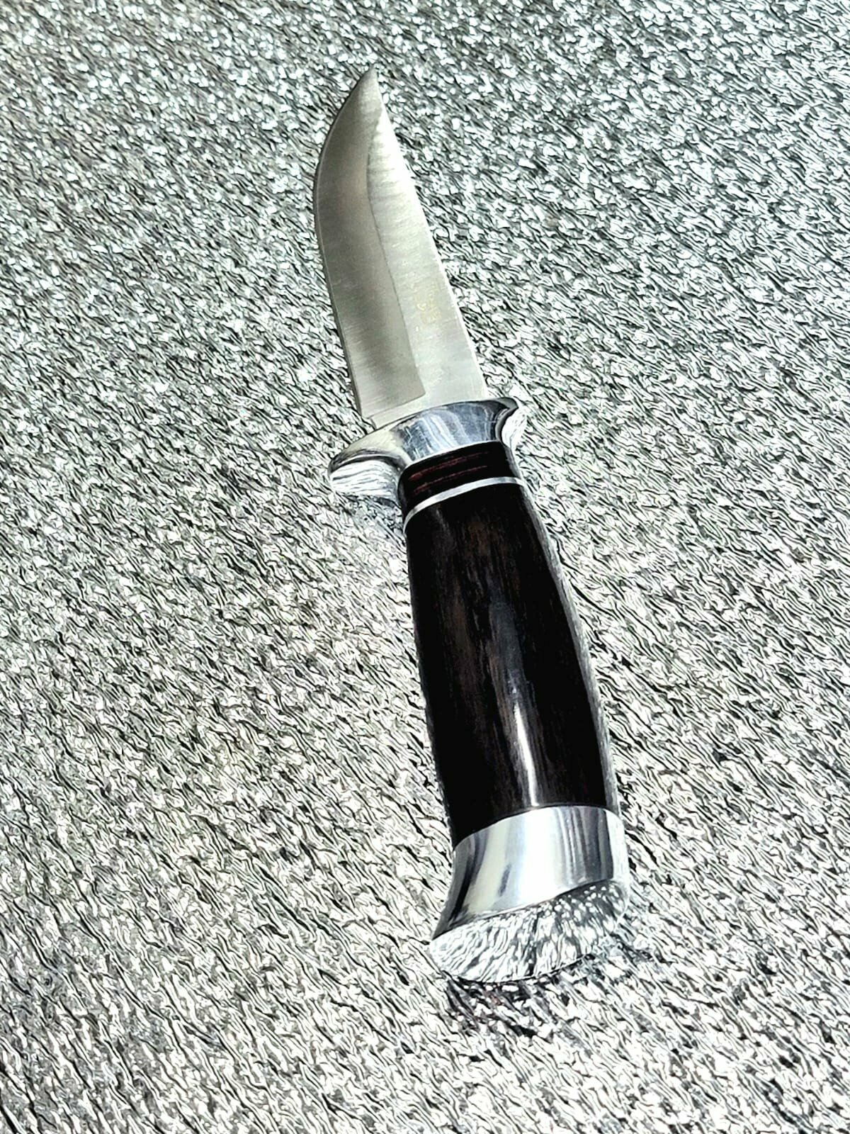 Нож туристический Лев 2 , разделочный в чехле ножнах (закал. сталь 65х13)