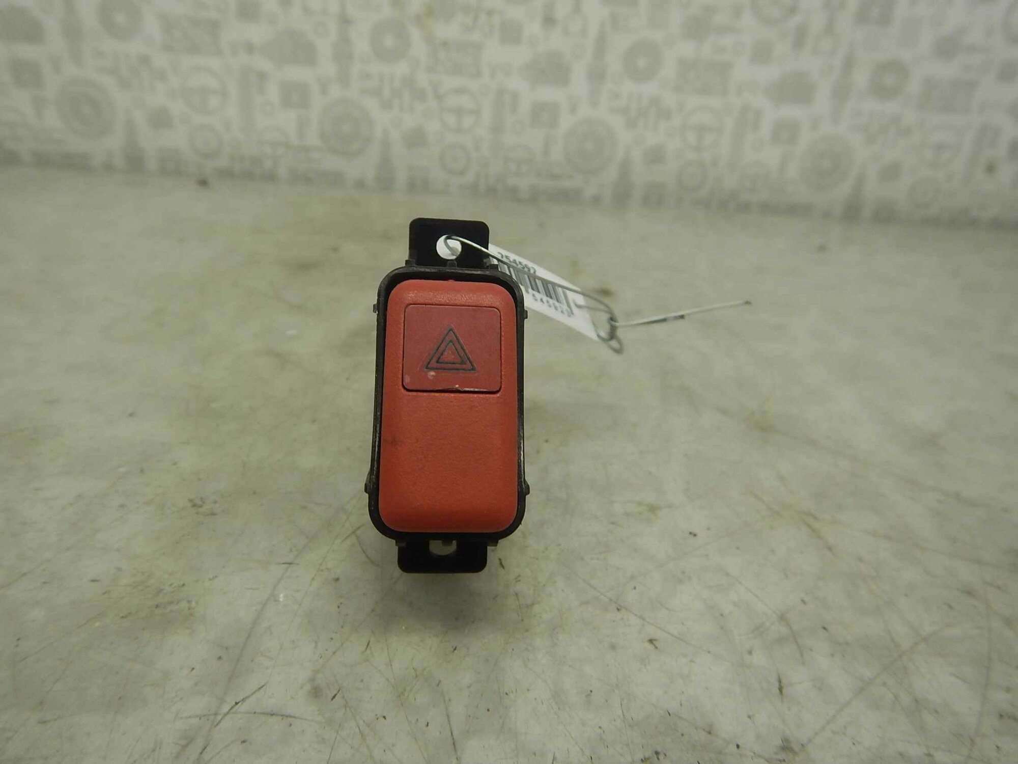 Кнопка аварийной сигнализации Honda CR-V 1 35510S10003 арт. 254592