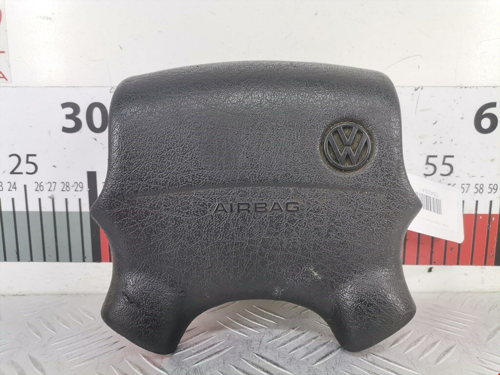 Подушка безопасности в рулевое колесо Volkswagen Passat 4 3A0880199B арт. 1542841