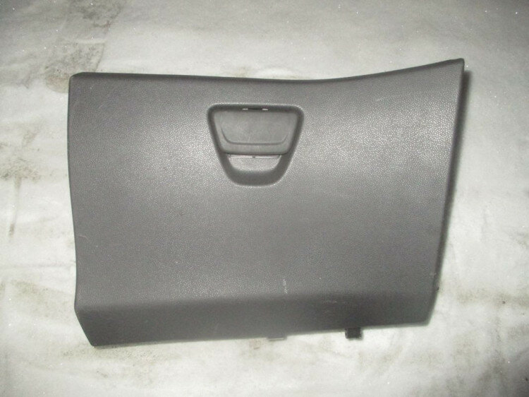 Бардачок пассажирский нижний 1919382 F7BBA06D10AAW Фиеста Форд Mk6 с 2008 по 2017г