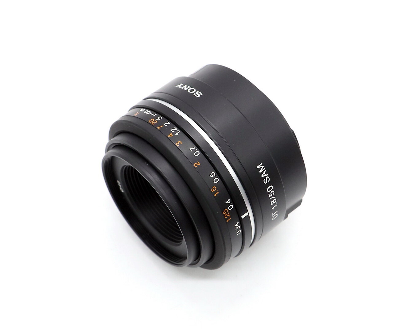 Объектив цифровой Sony DT 50mm f/1.8 SAM (SAL50F18)