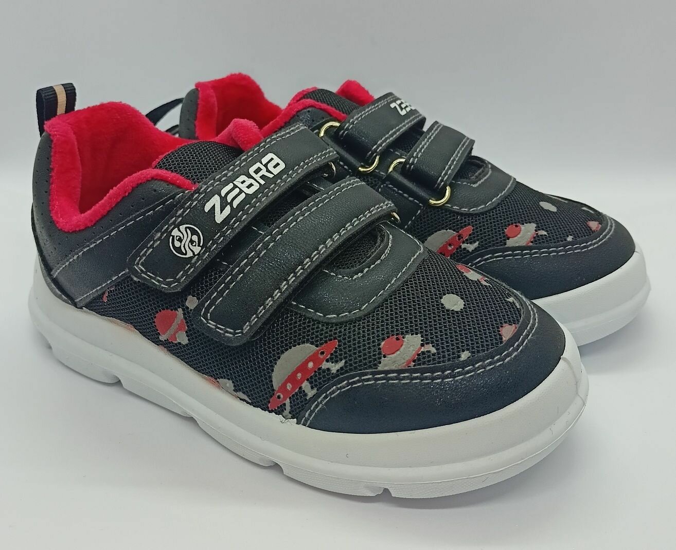 Кроссовки Кроссовки для мальчика Зебра, Арт. 16360-1, цвет: чёрный, Размер 31