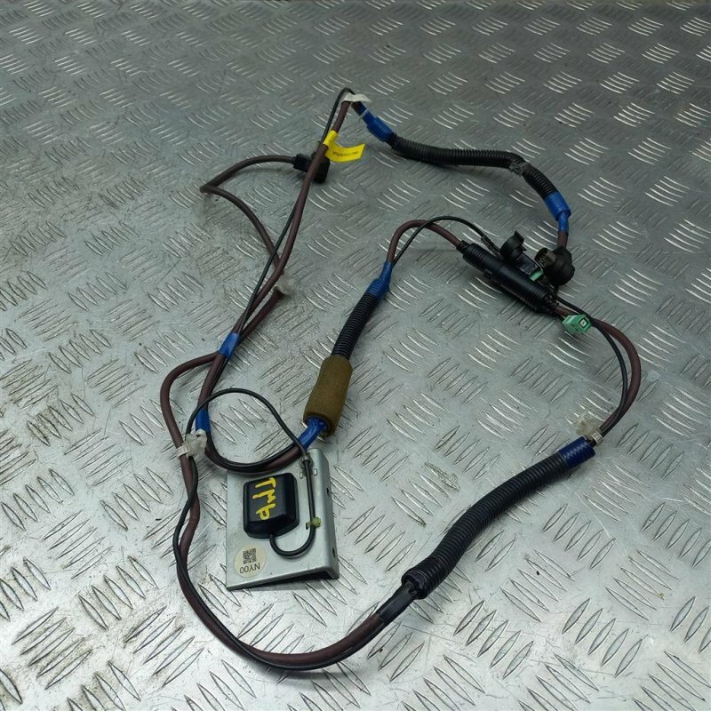 Б/У Антенна Subaru Tribeca / Субару Трибека 3.6 EZ36 256 Л.С. 2007