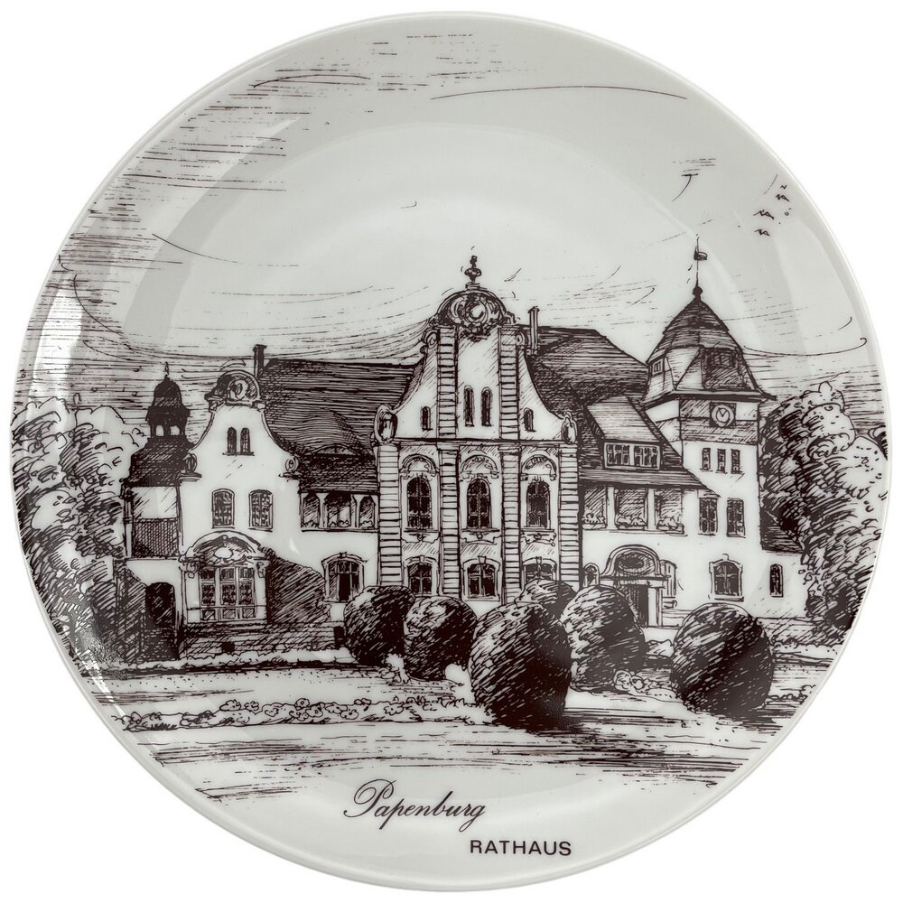 Тарелка декоративная "Papenburg. Rathaus", 25 см, фарфор, 1970-1980 гг, SKB, Германия