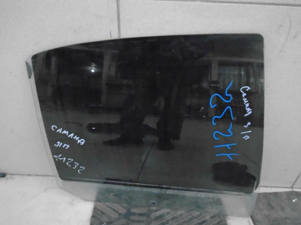 Стекло двери задней правой от Iran Khodro Samand 2003>