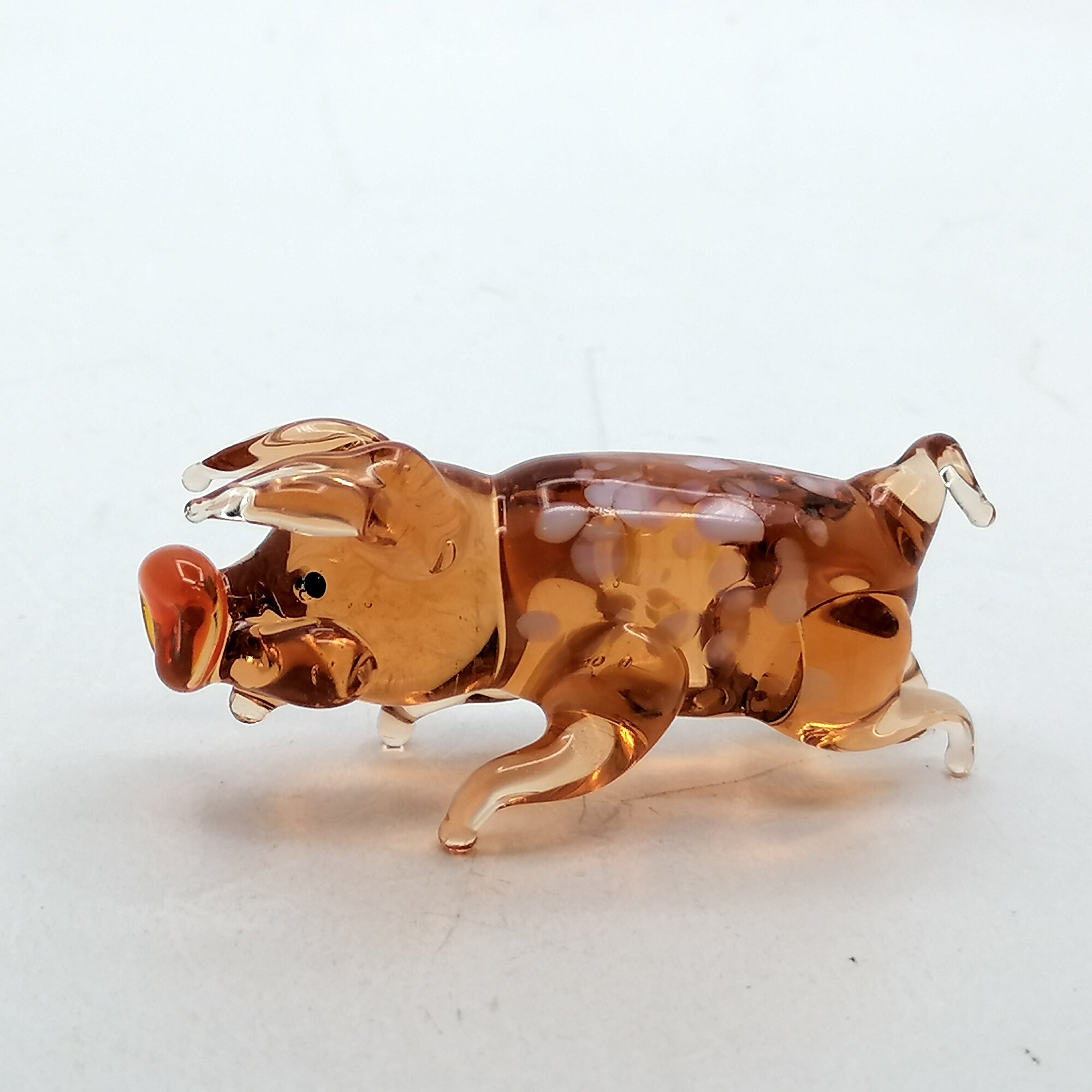 Фигурка из стекла "Поросёнок"