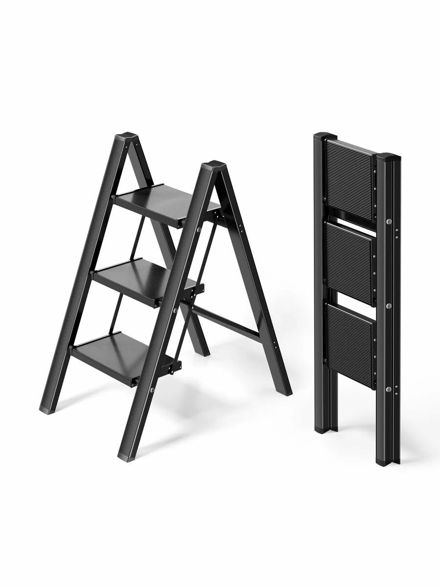 Стремянка трехcтупенчатая с противоскользящими ступенями