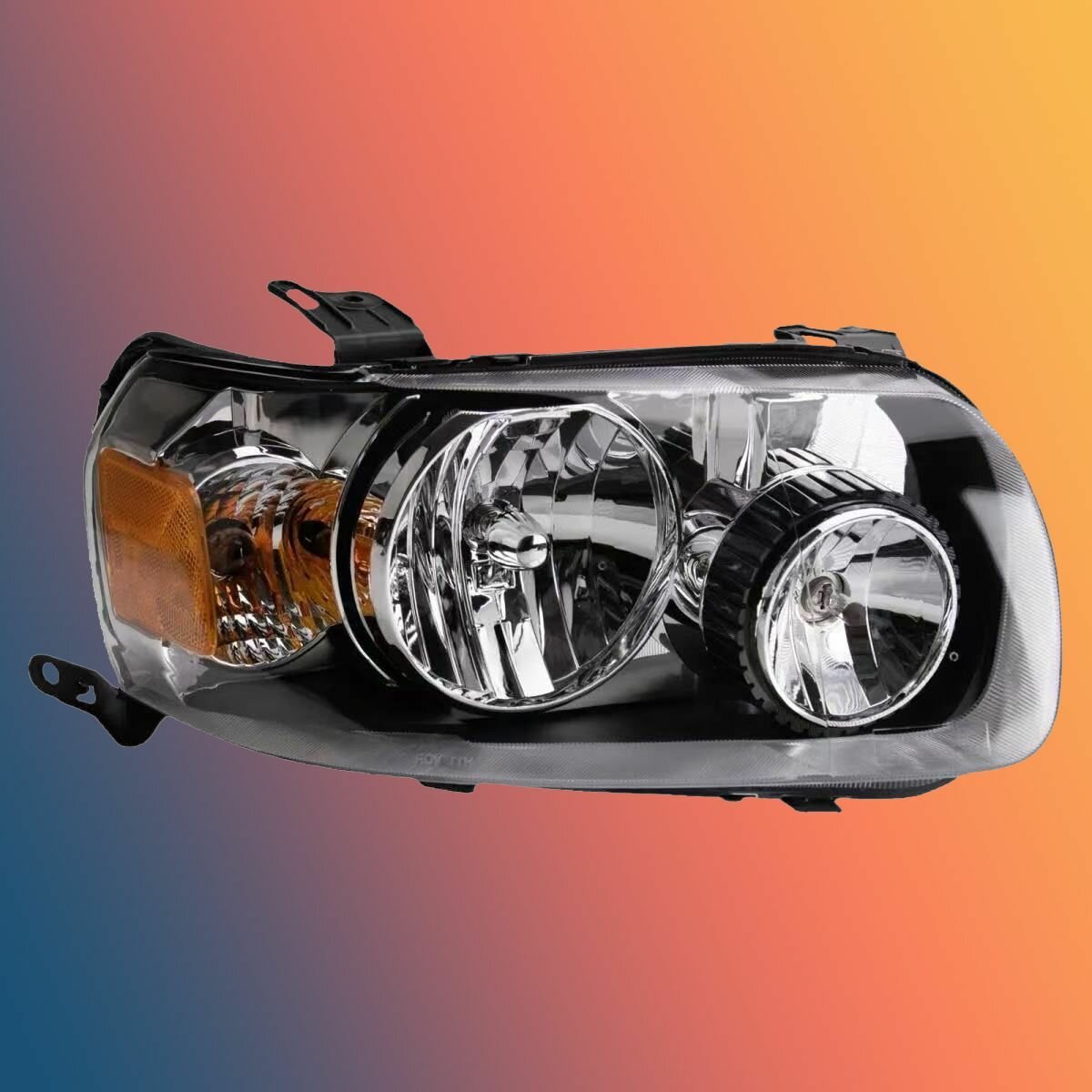 Правая фара для автомобилей Ford Escape, выпущенных в период между 2005 и 2006 годами. Артикул фары: 20-6633-05-6B