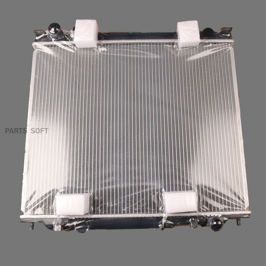 Радиатор охлаждения двигателя SM-MR126103 MR126103/MR126102 4M40 PE8W SUMOMOTO от официального дистрибьютора, SUMOMOTO, артикул SMMR126103