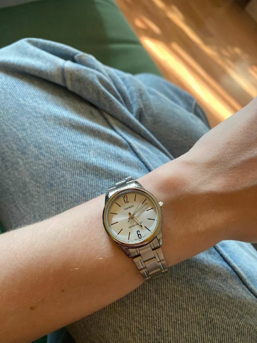 Наручные часы CASIO Collection, серебристый/голубой — фото 1