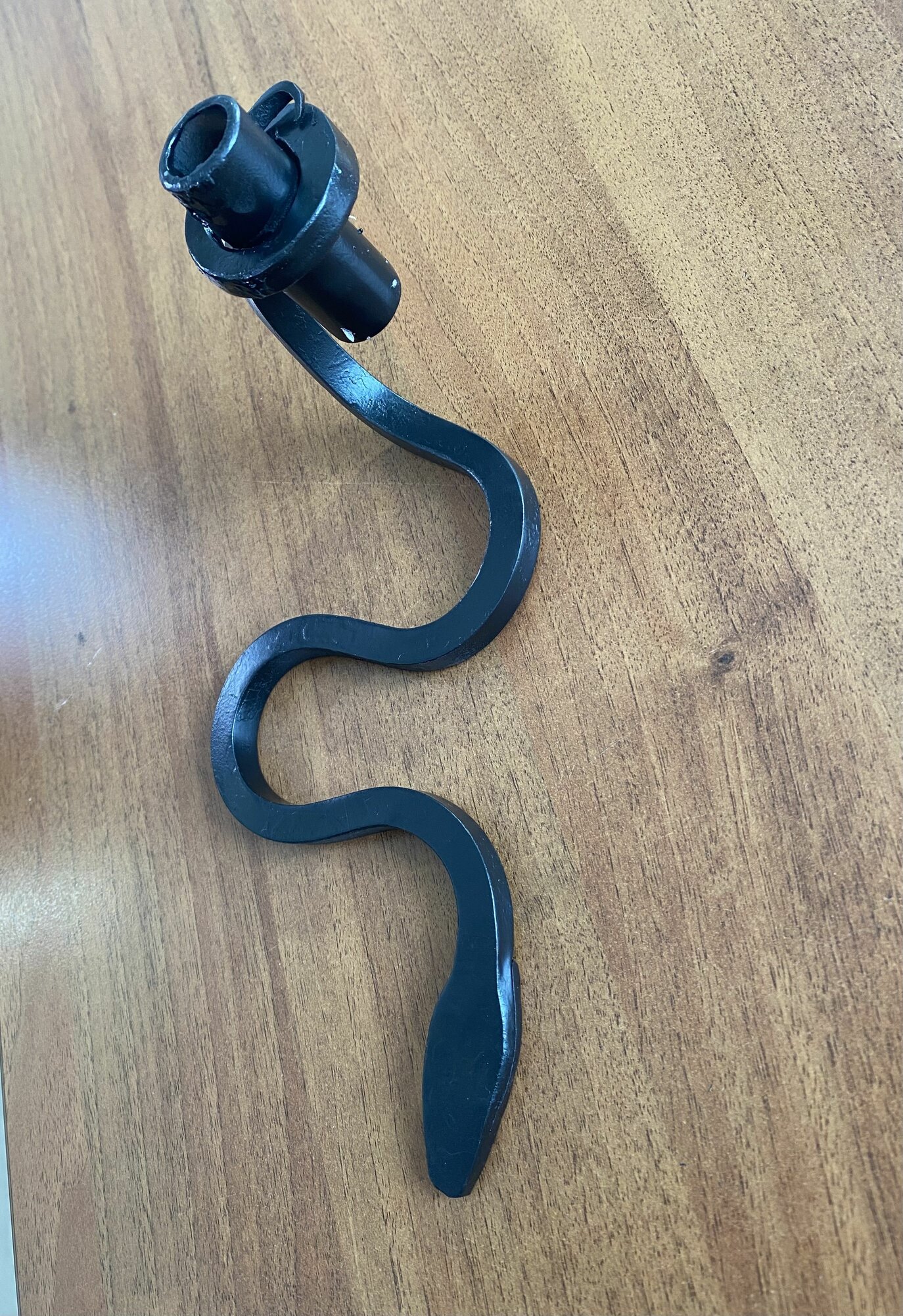 Подсвечник кованый металлический " Змейка" ручной работы сталь