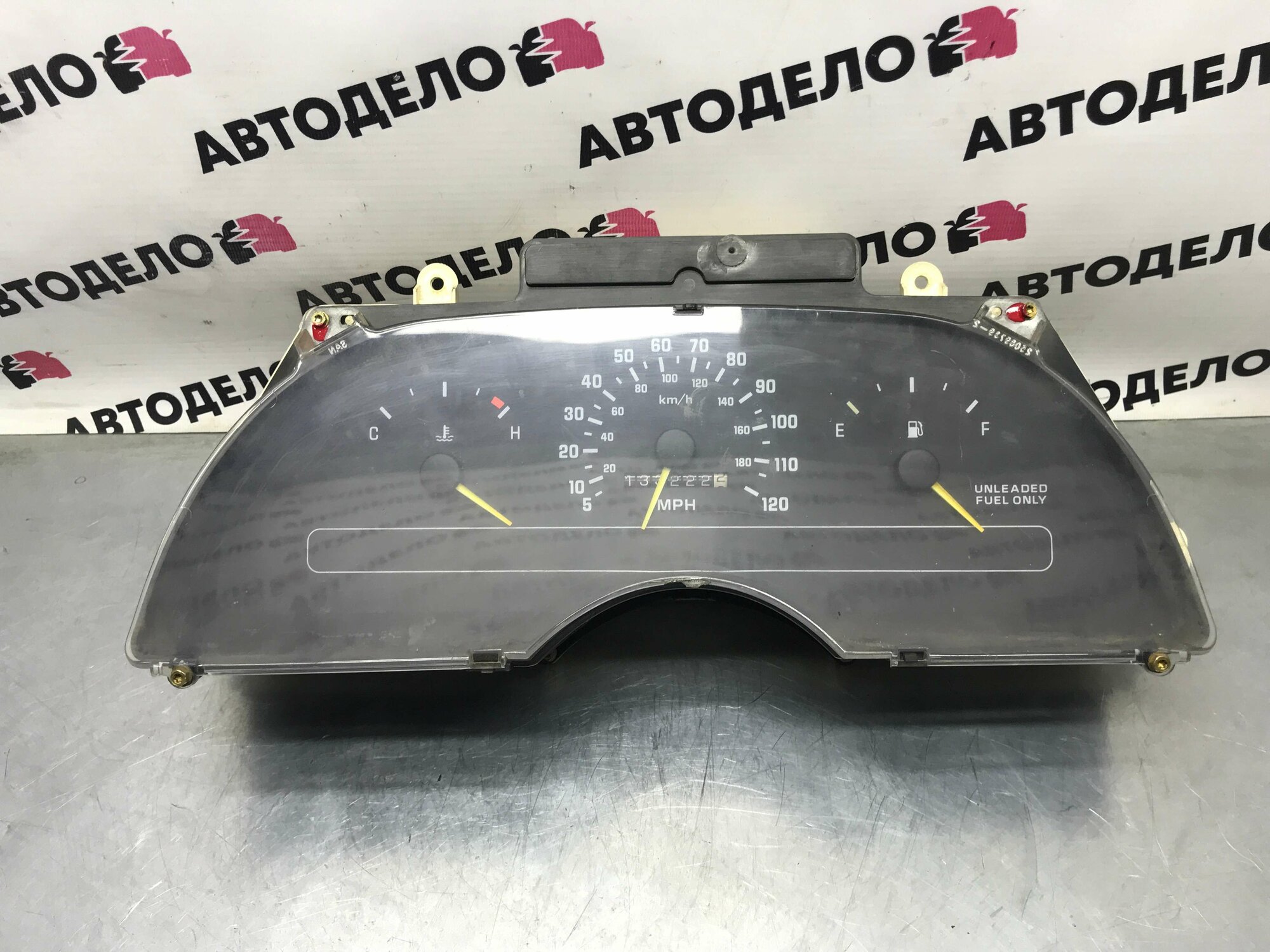 Щиток приборов Chevrolet Corsica 1993 г.в