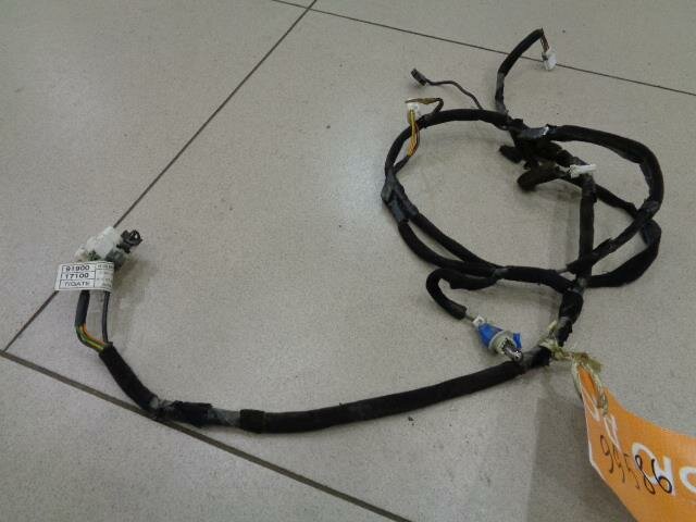 Проводка двери багажника от Hyundai Lavita 2001-2007