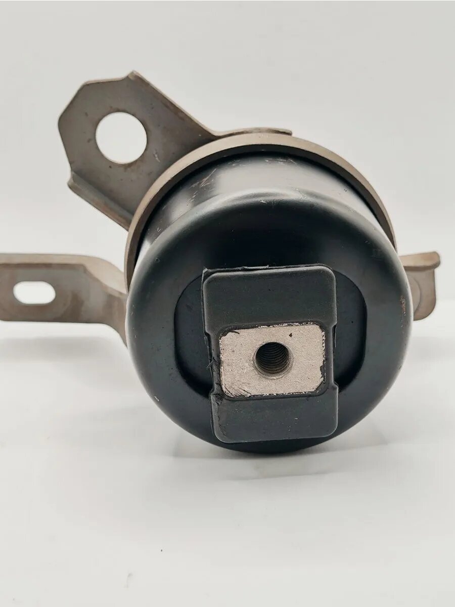 Опора двигателя правая