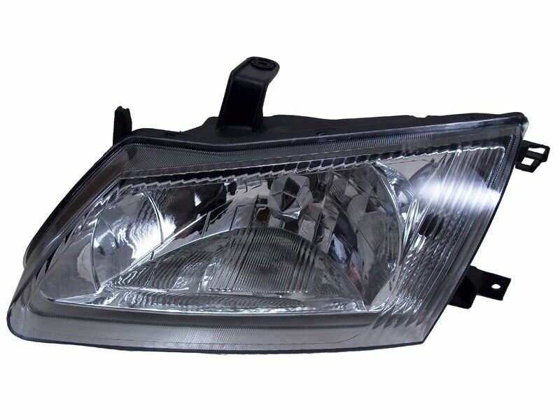 Фара Nissan Bluebird Sylphy 00-03 (Слева) Sat арт. ST-215-1186L