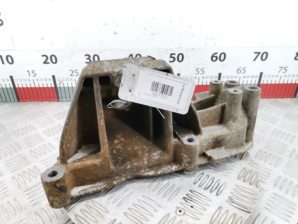 Кронштейн (крепление лапа) двигателя Iveco Daily 3 500394623 арт. 1827721