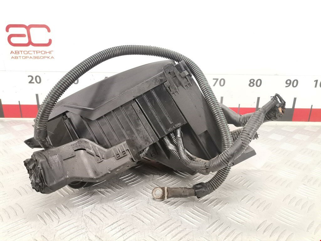 Блок предохранителей Ford S-MAX 1 1385556 арт. 1387829